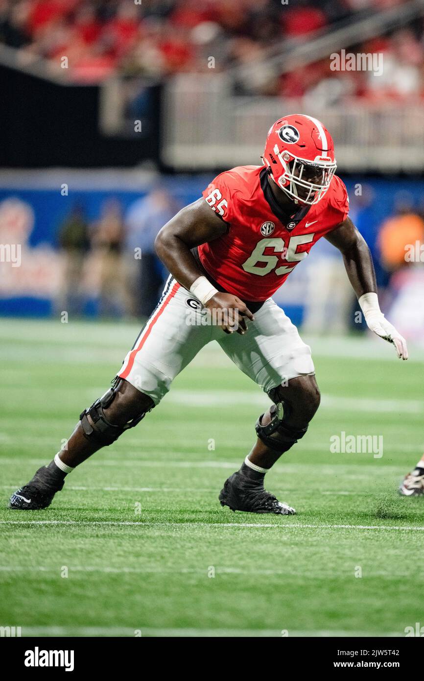 Georgia Bulldogs offensive lineman Amarius Mims (65) during the NCAA ...