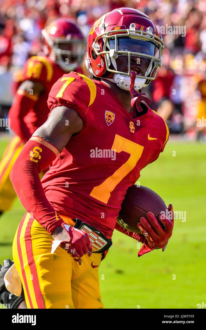 Los Angeles, CA. 3rd Sep, 2022. USC Trojans defensive back Calen ...
