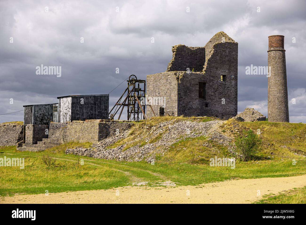 Ancient Ruins of Magpie Mine in the Peak District Stock Photo - Alamy