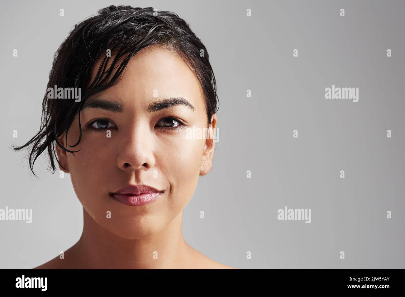 Wet skin hi-res stock photography and images - Alamy