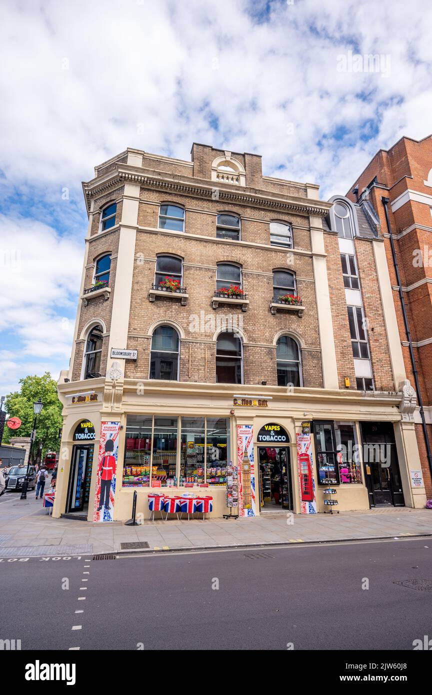 London, UK - August 21, 2022: The exterior of tabacco and gift shop on ...