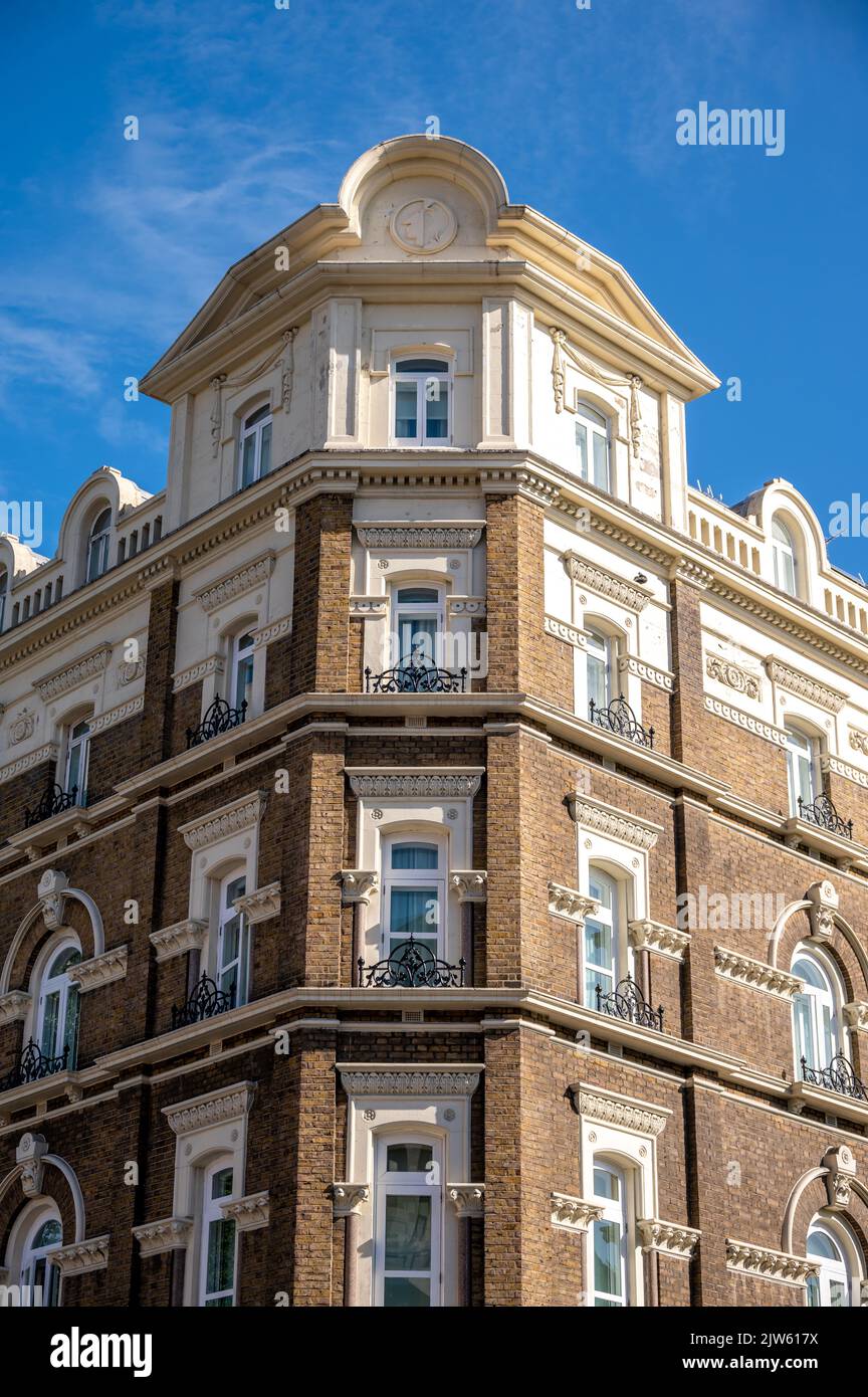 Traditional brick architecture of buildings in London, the UK's grand ...