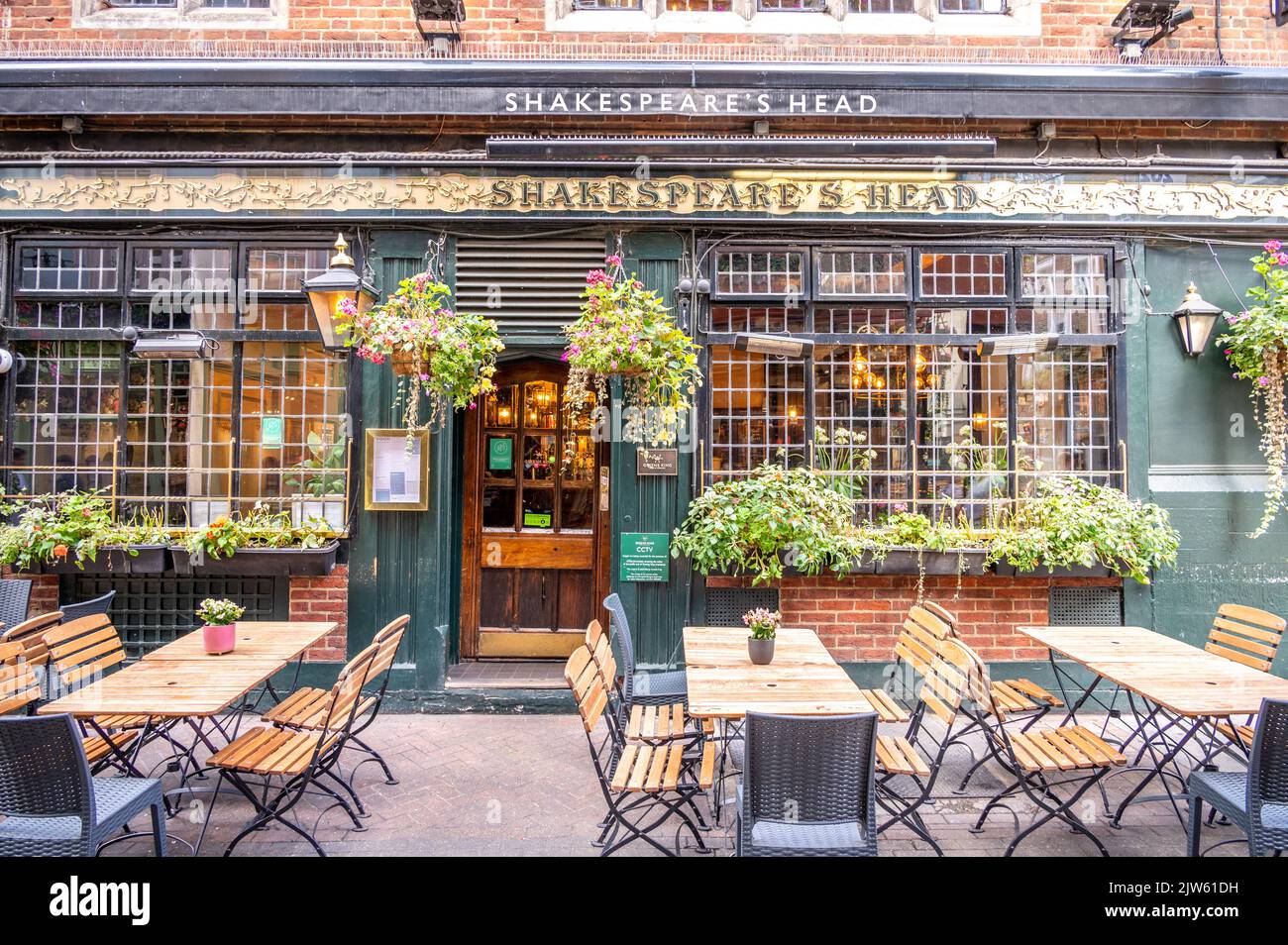 London geezer hi-res stock photography and images - Alamy