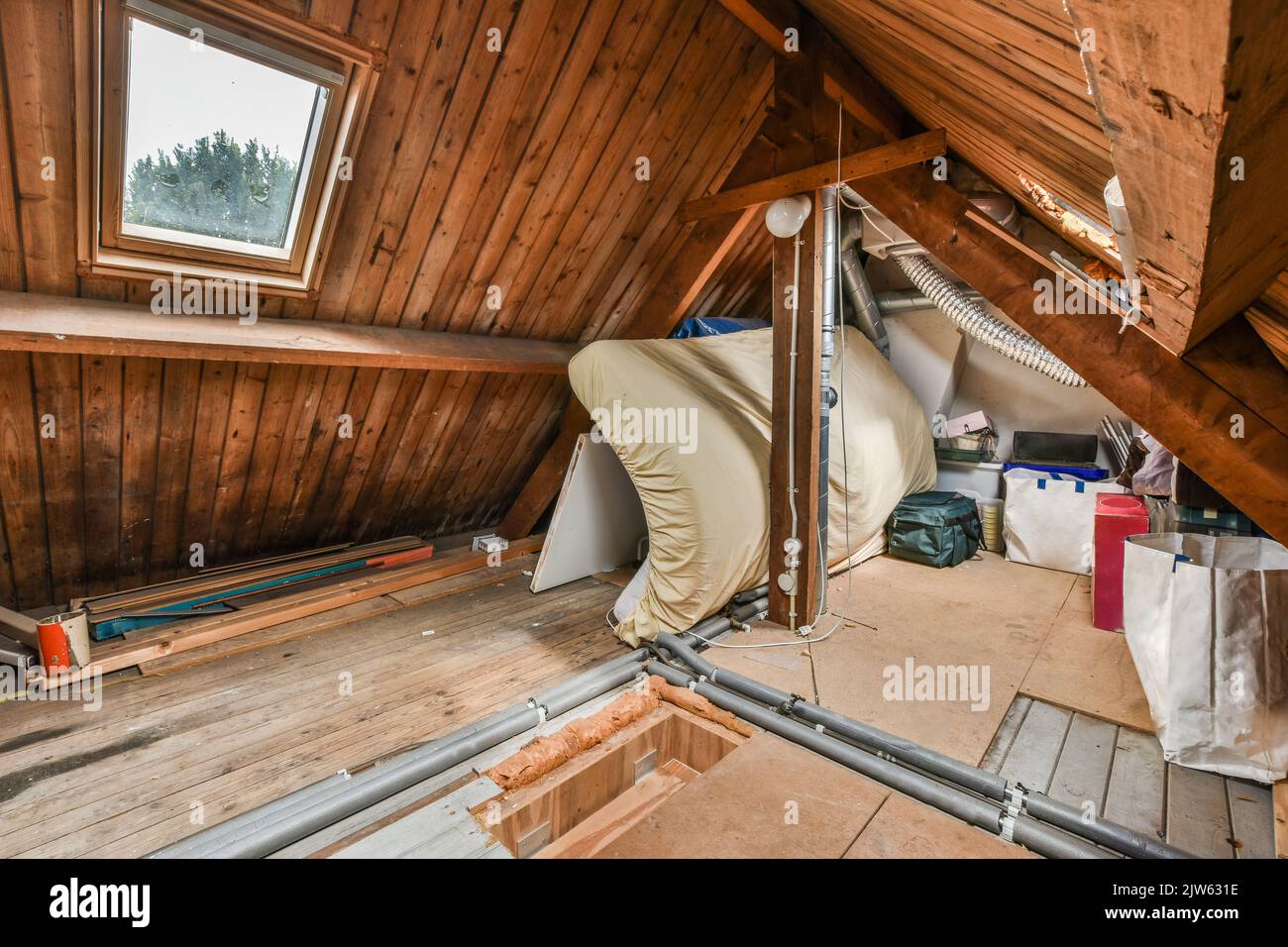 Roof equipment room hi-res stock photography and images - Alamy