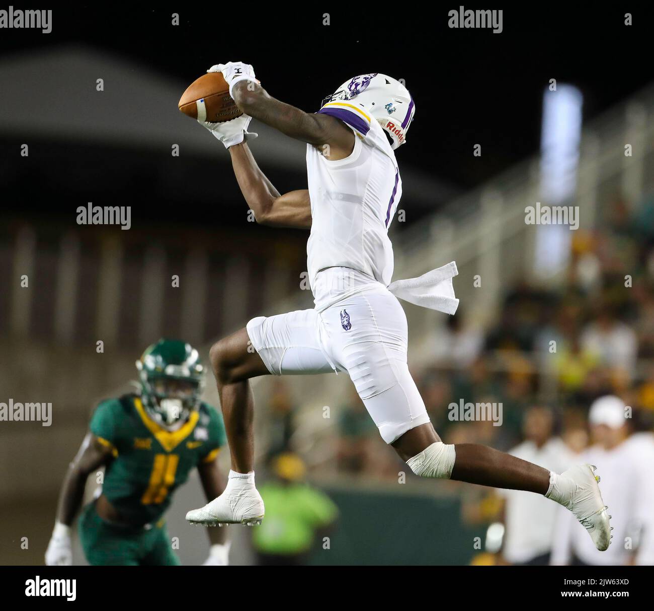September 3, 2022: Albany wide receiver Julian Hicks (1) leaps to make ...