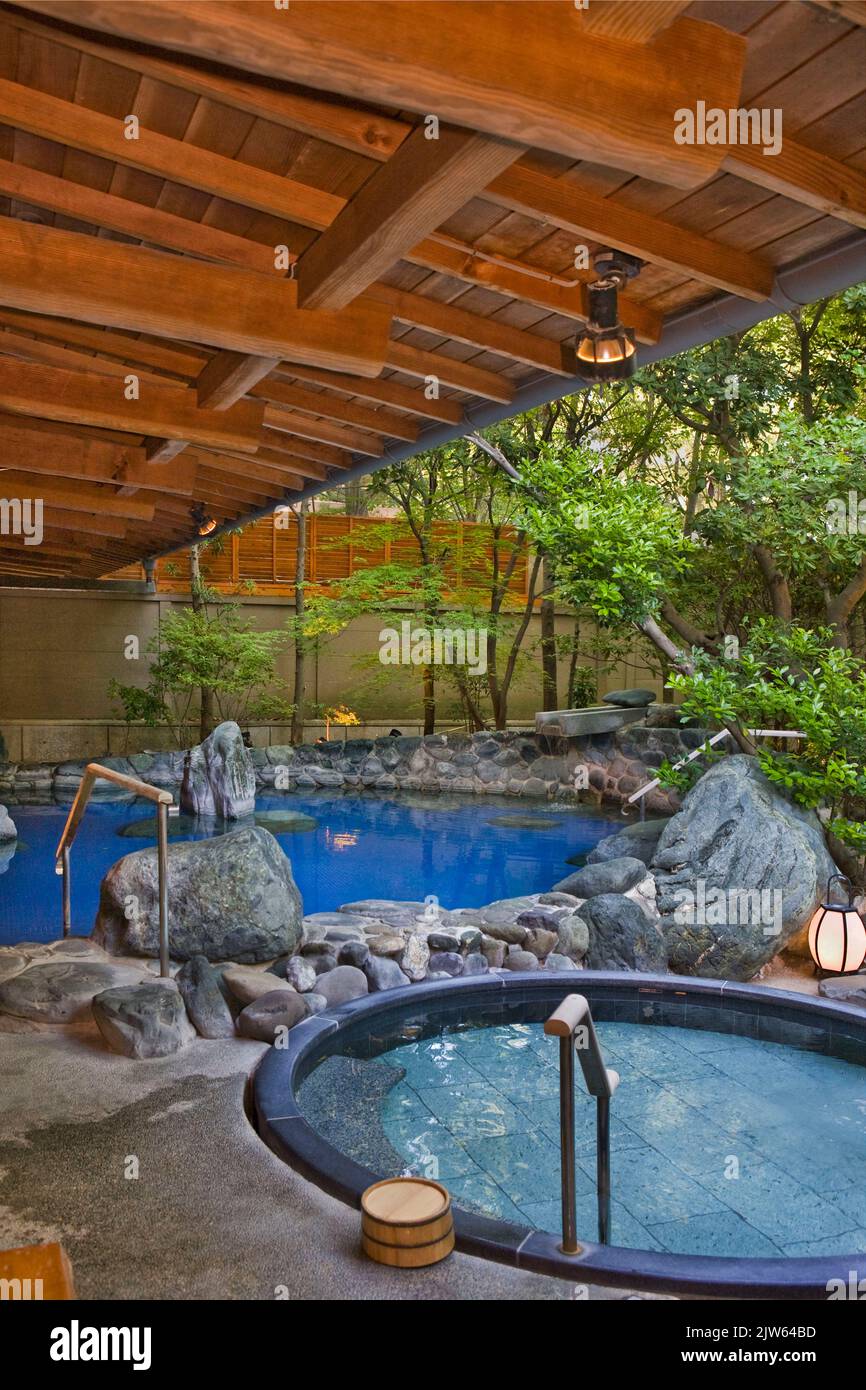 Japan onsen bath room hi-res stock photography and images - Alamy