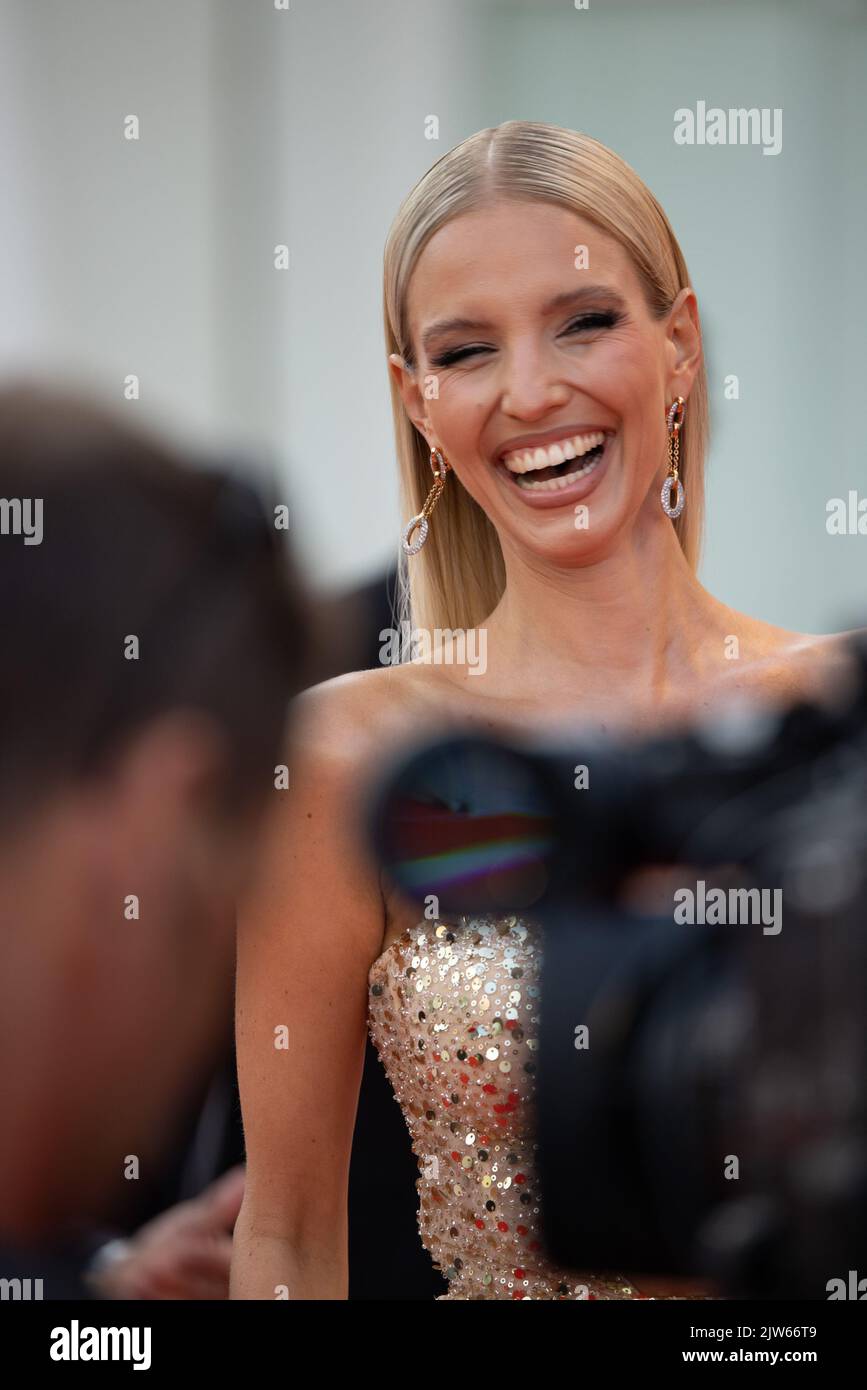 Leonie Hanne attends the "Argentina, 1985" red carpet at the 79th ...