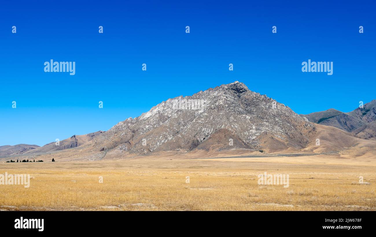 High desert terrain hi-res stock photography and images - Alamy