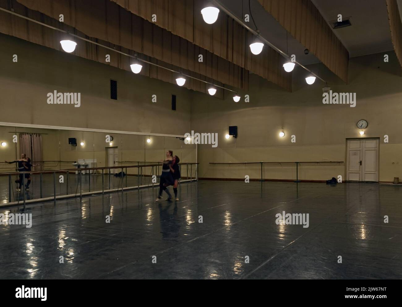 Rehearsal in the dance room in Taras Shevchenko Ukrainian National ...