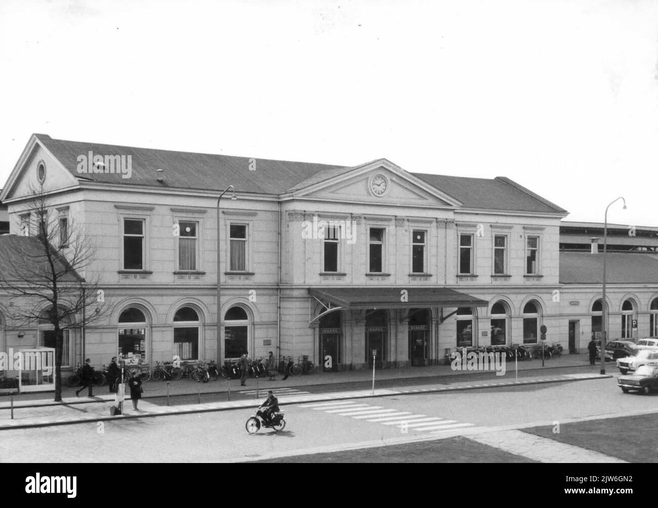 Station zwolle hi-res stock photography and images - Alamy