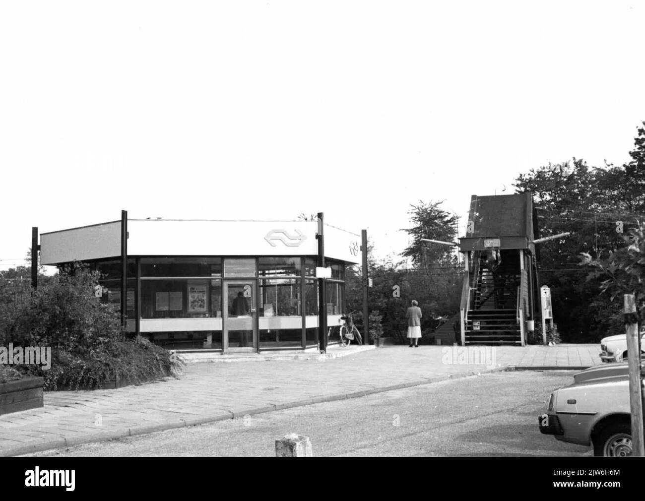 View of the N.S. station Bussum Zuid in Bussum, with the pedestrian ...