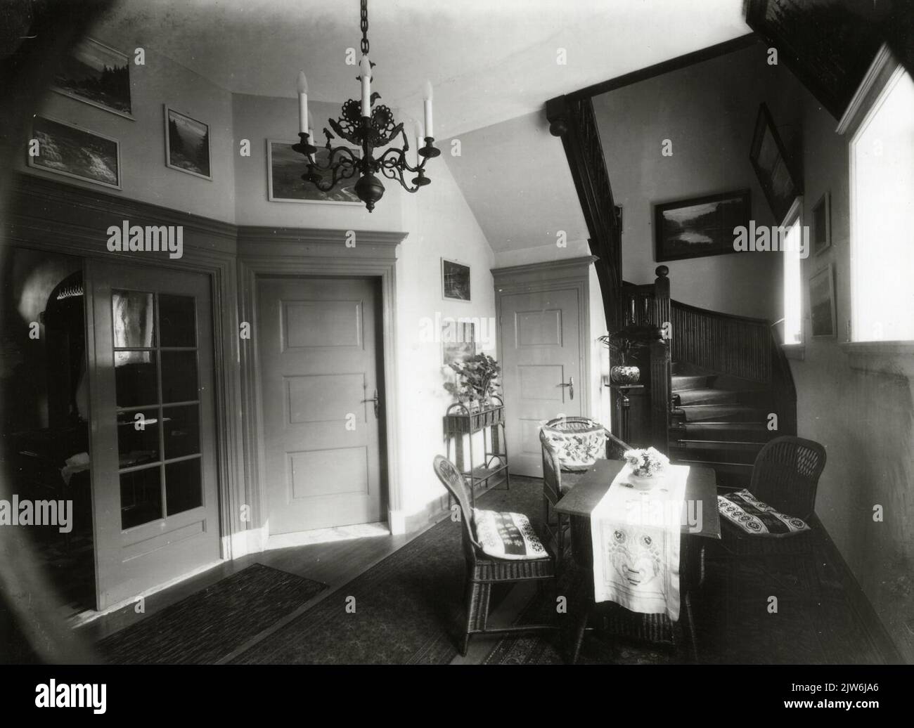 Interior of the gatehouse of the Huis Doorn estate (Langbroekerweg 2A-8 ...