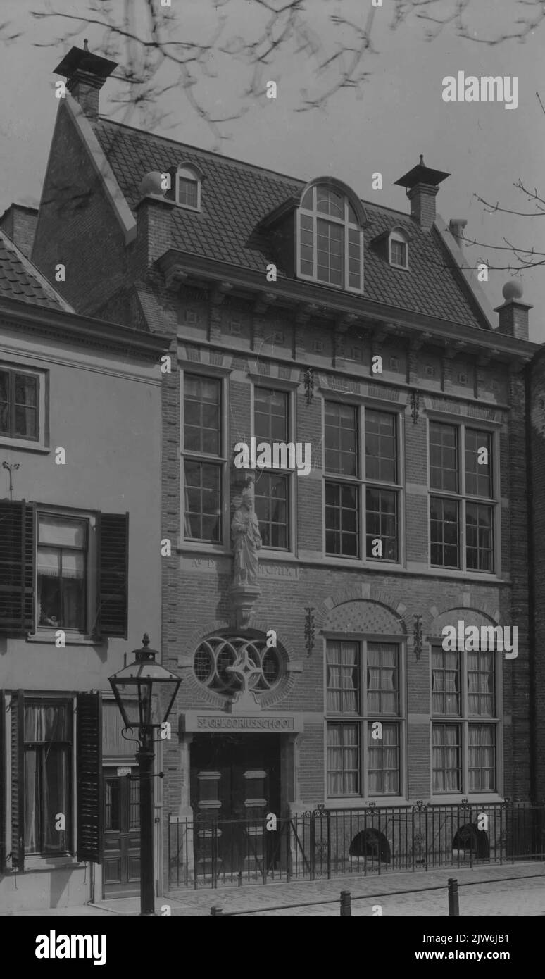 Kromme nieuwegracht utrecht hi-res stock photography and images - Alamy