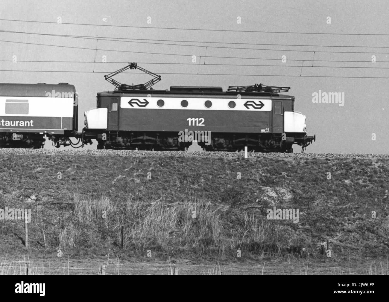 Image of the electric locomotive nr 1112 (series 1100) of the N.S with ...