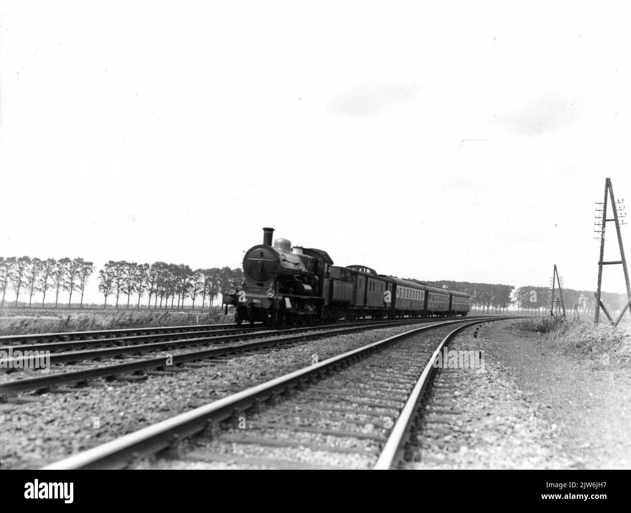 Image of a steam locomotive from the series 3700/3800 of the N.S. With ...