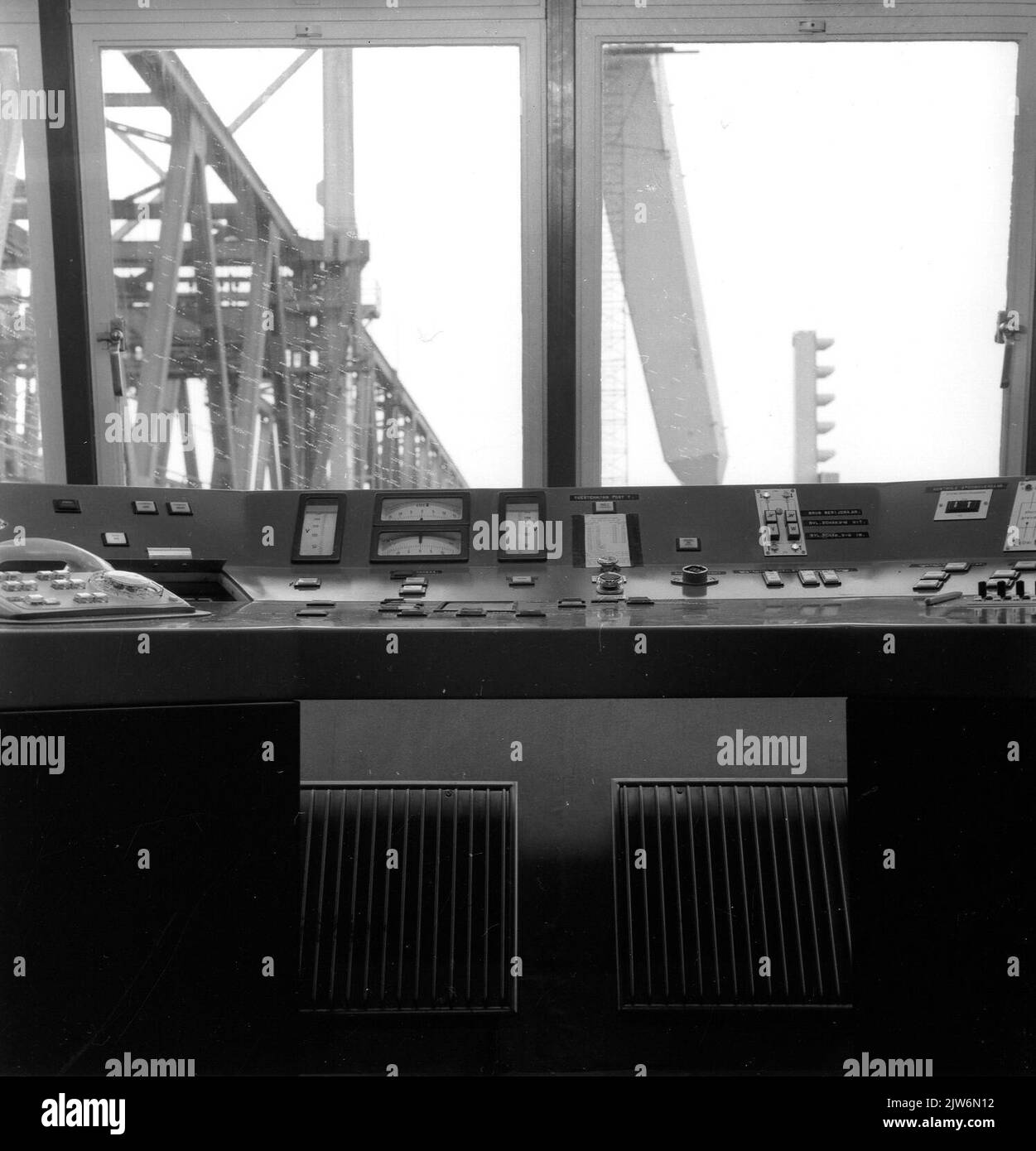 Bridge control console Black and White Stock Photos & Images - Alamy