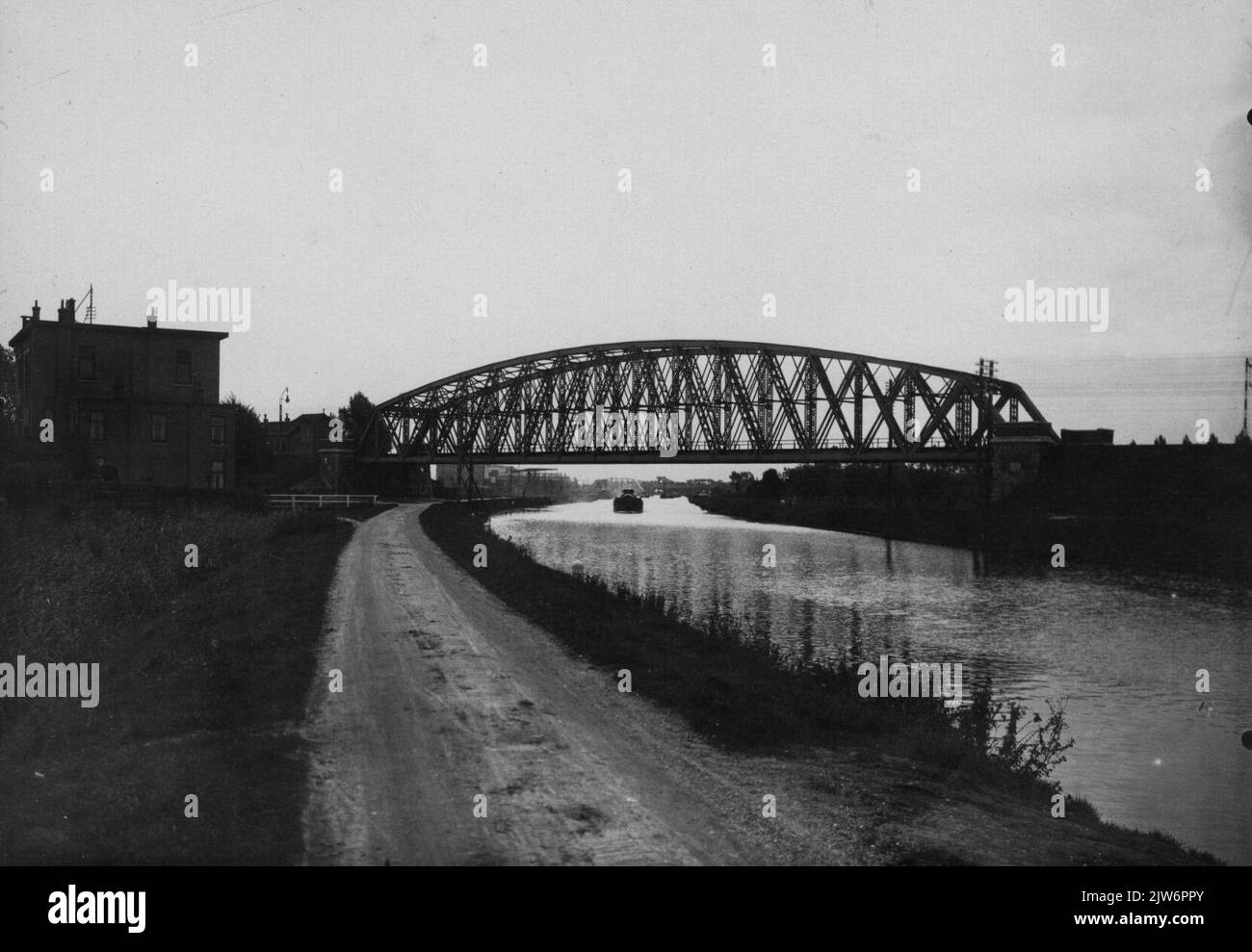 View on the railway bridge (Demka bridge) in the Amsterdam-Utrecht ...