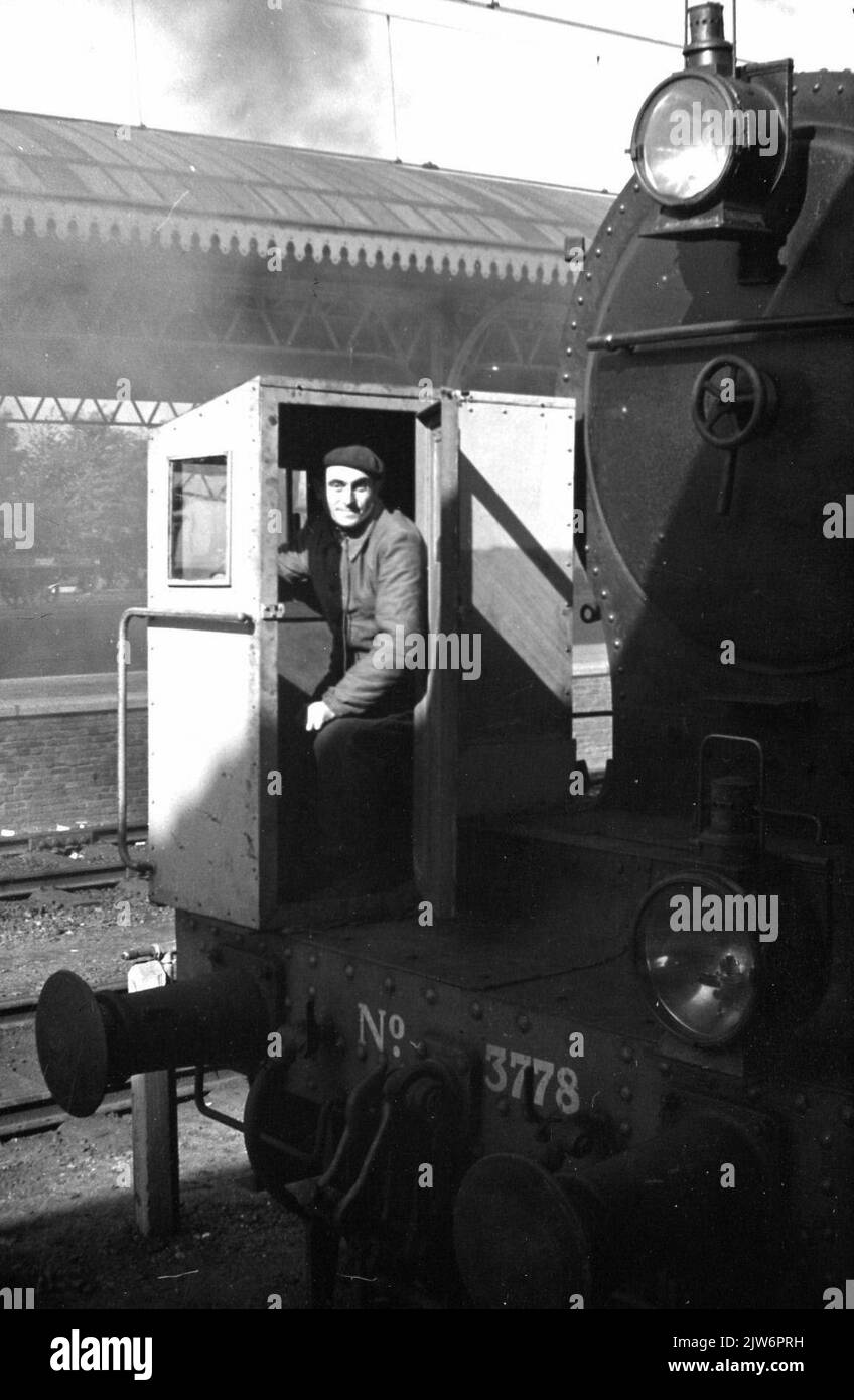 Image of the control home for the spray train on the buffer bar of the ...