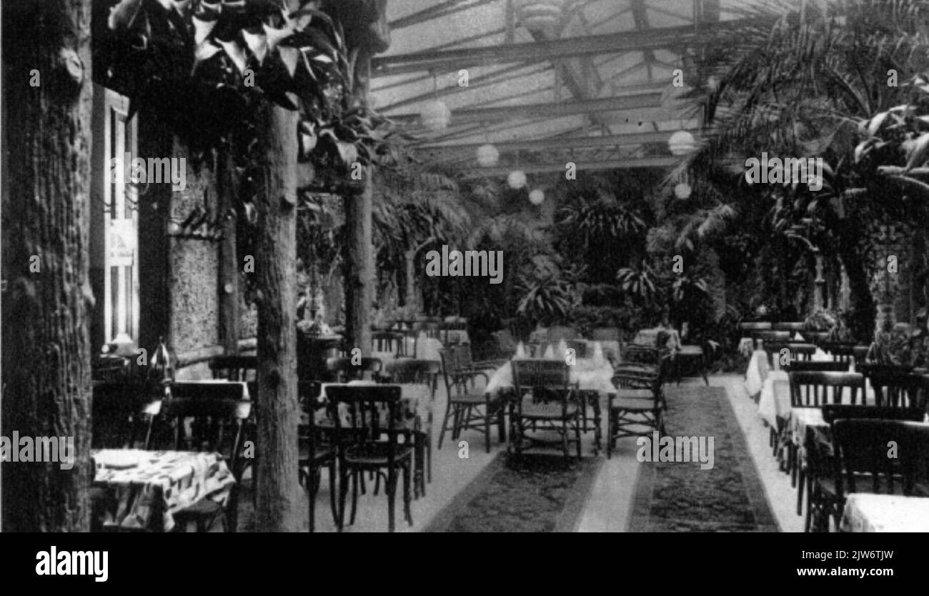 Interior of Café Witjens (Vredenburg 4) in Utrecht: De Wintertuin Stock ...