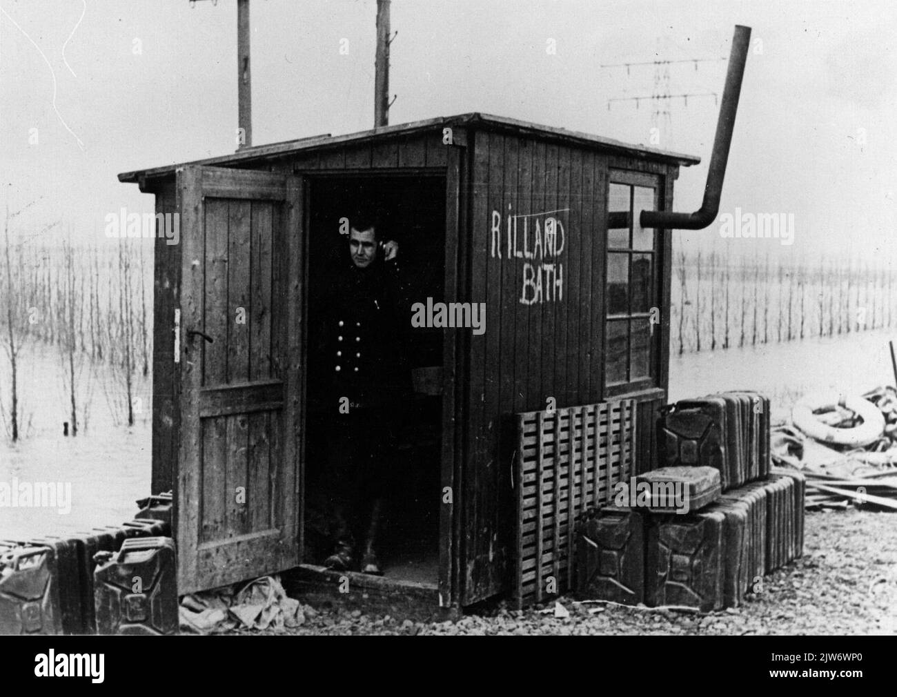 Disaster e Black and White Stock Photos & Images - Alamy
