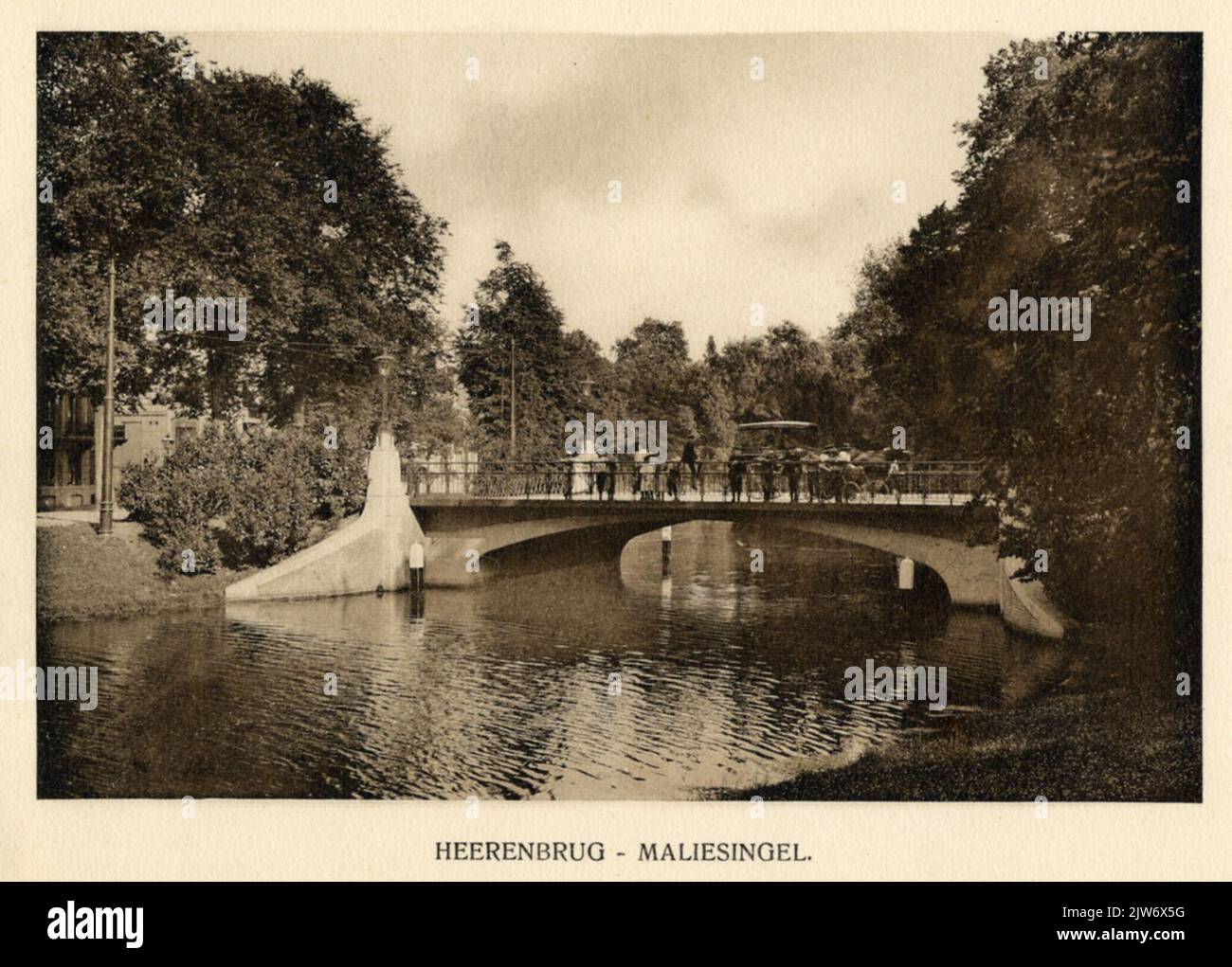 View of the Herenbrug over the Stadsbuitengracht in Utrecht with the ...