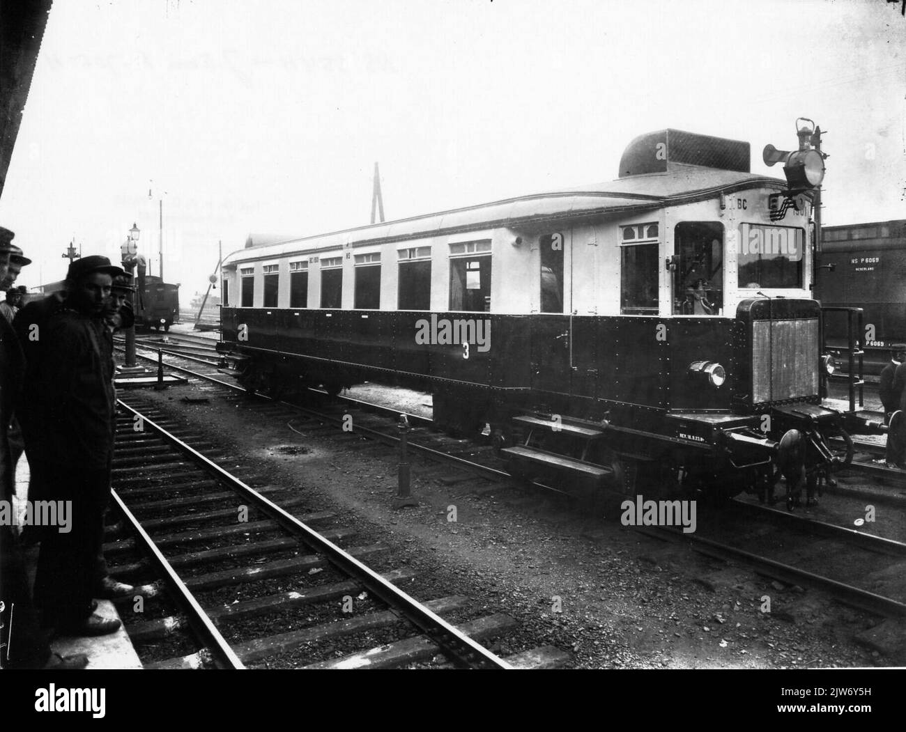 Image of the gasoline motor vehicle No. BC 1901 (series OMBC 1901-1903 ...