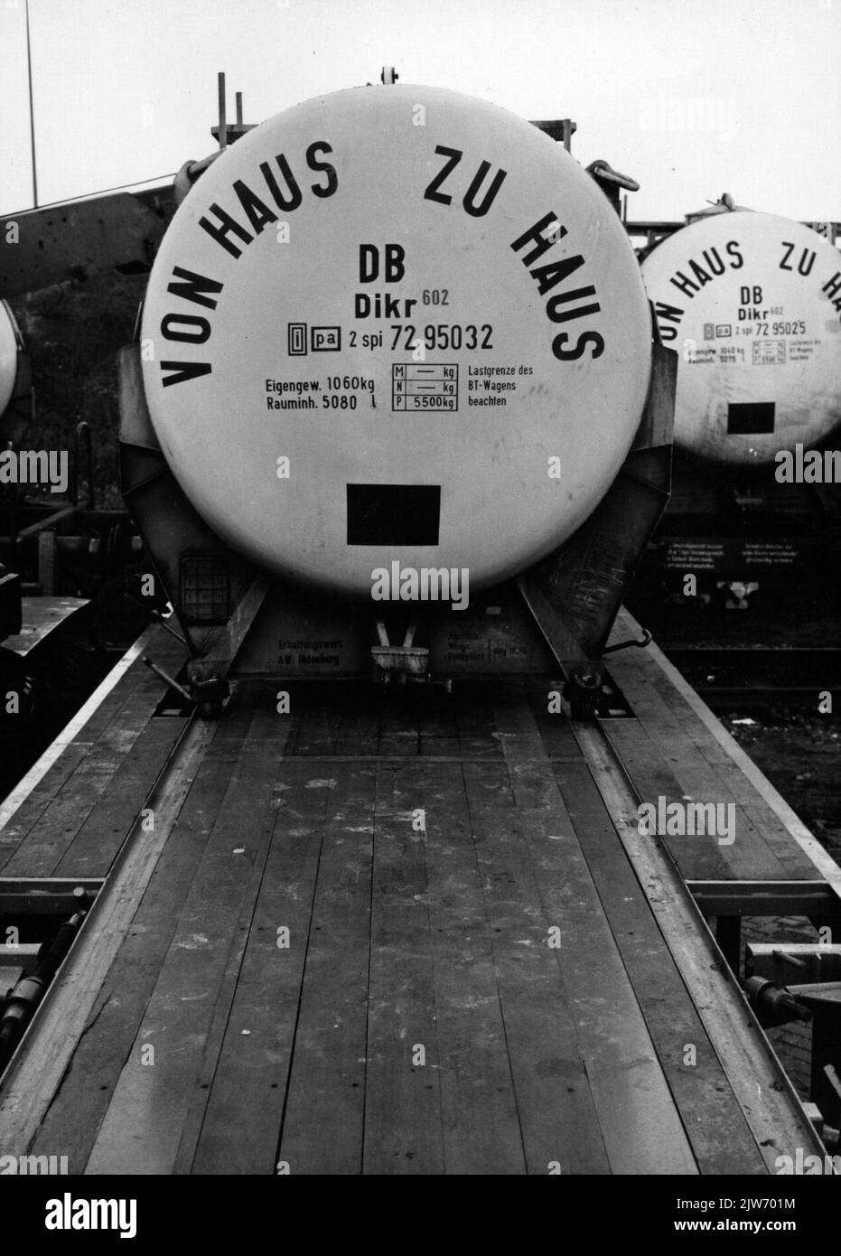 Image of the transport of cocoa butter from Westzaan to Amsterdam ...