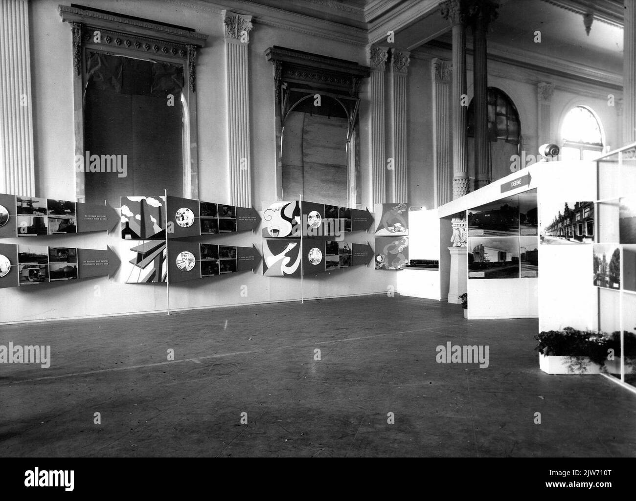 Image of the "NS electrification exhibition" of the N.S. in Leeuwarden ...
