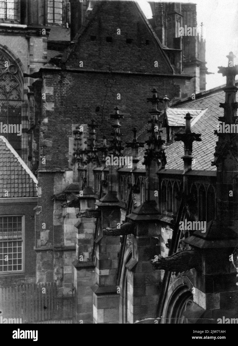 Image of the balustrade of the eastern arm of the crucifix of the ...