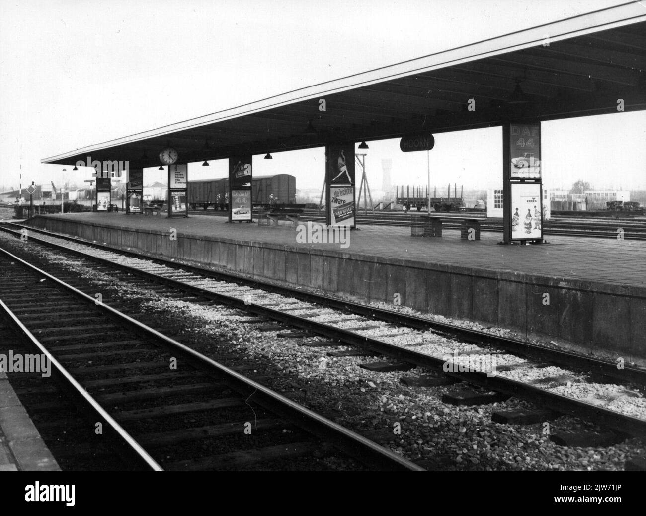 Hoorn station hi-res stock photography and images - Alamy