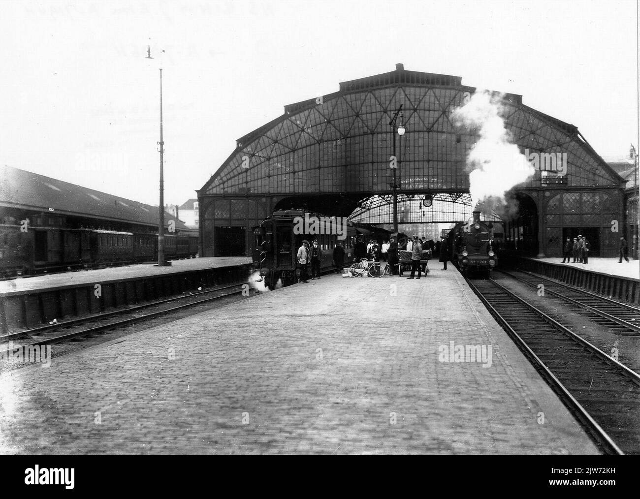 Image of carriages of the S.S. (State Railways) waiting for the linking ...