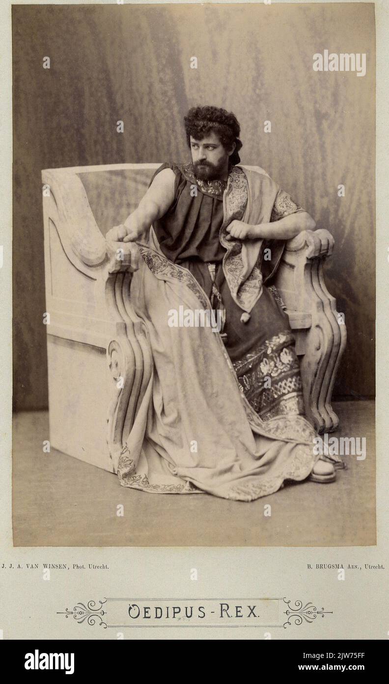 Image of King Oedipus, played by J.J. Jansen, in the play Oedipus Rex ...