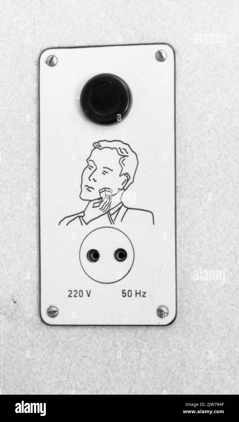 Image of a socket in the carriage no. AB 7378 (Plan K, series 7351-7380 ...