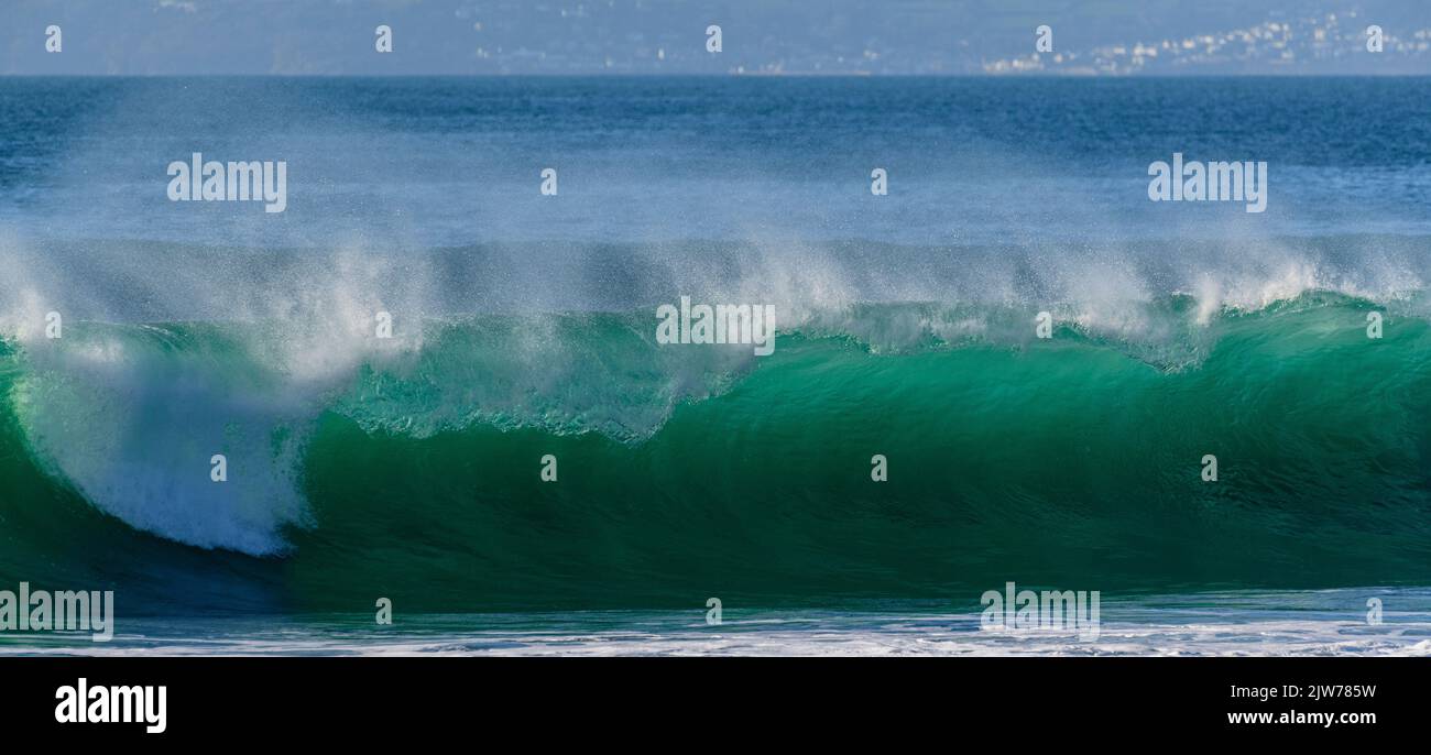 Stunning turquoise aqua waves barrelling into from Porthleven reef ...