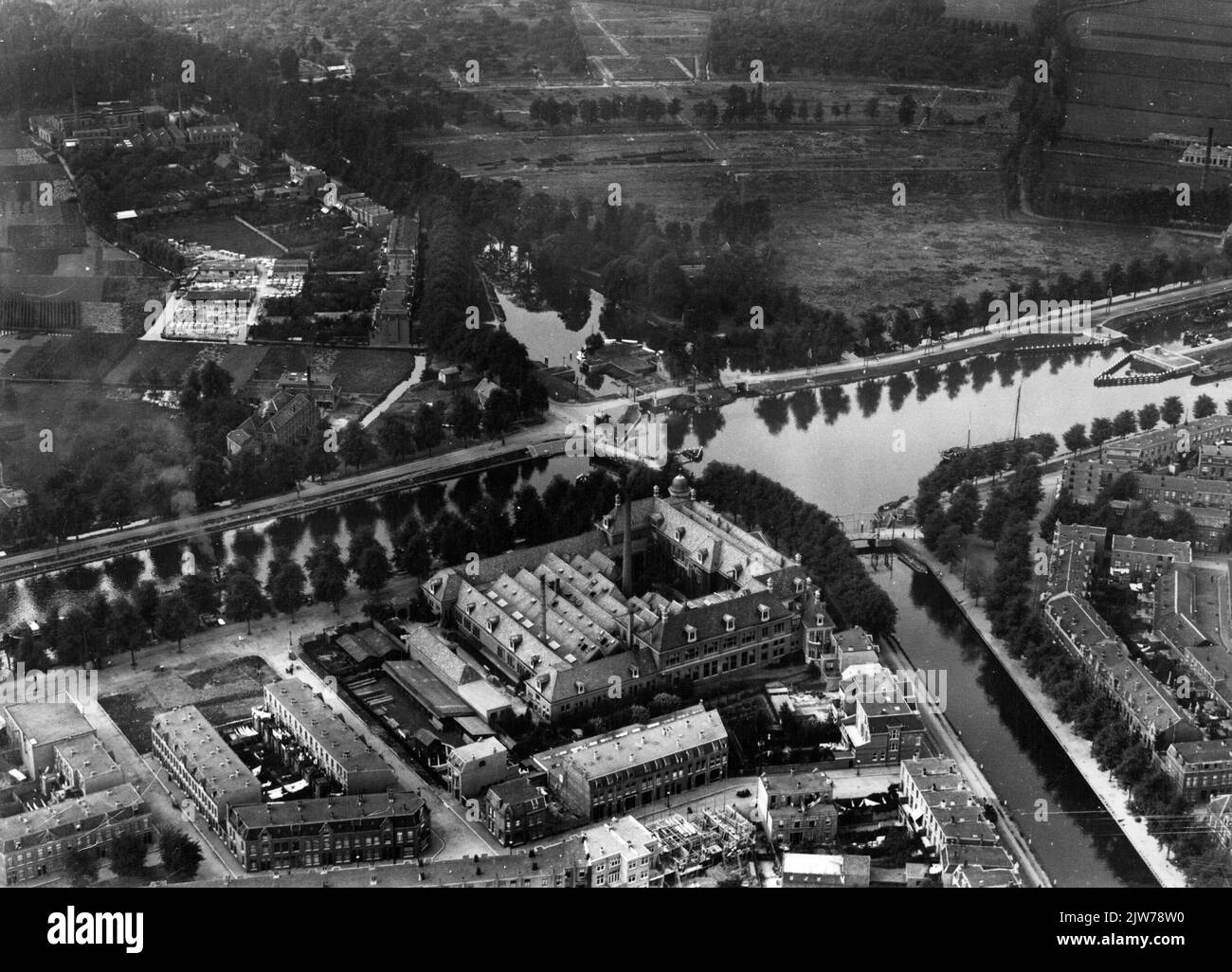 Aerial photo of the Rijksmunt and the surrounding area (Leidseweg 90 ...