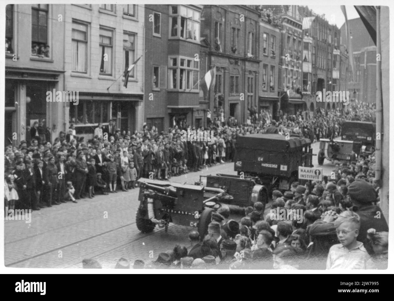 Image of the Allied soldiers of the 3rd Canadian Infantry Division ...