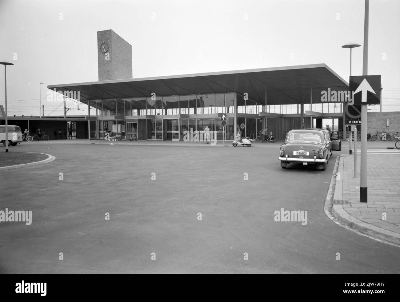 Beverwijk station hi-res stock photography and images - Alamy