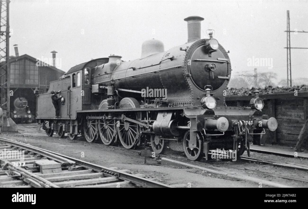 Image of the steam locomotive No. 3747 (series 3700/3800) of the N.S ...