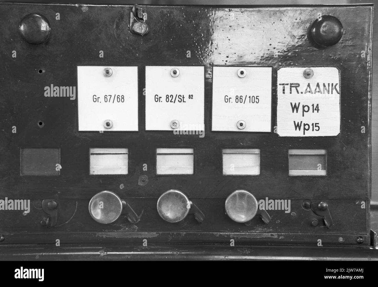 Detail of the control device (type HSM) for signals and points in a ...