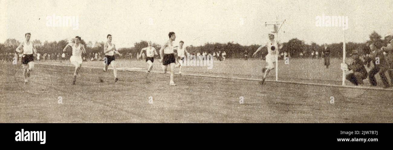 The final hundred meters run Stock Photo - Alamy