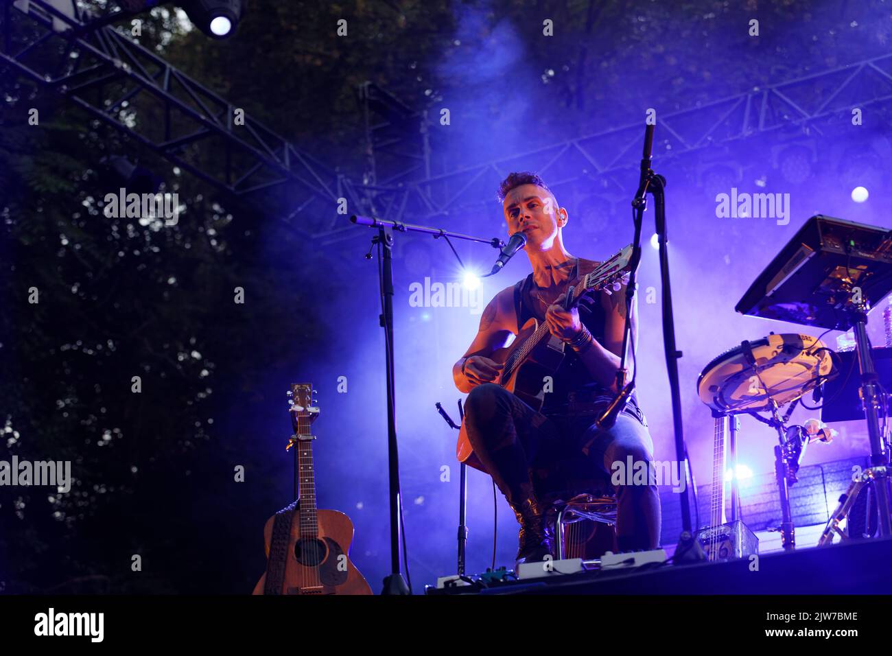 Asaf avidan singer hi-res stock photography and images - Alamy