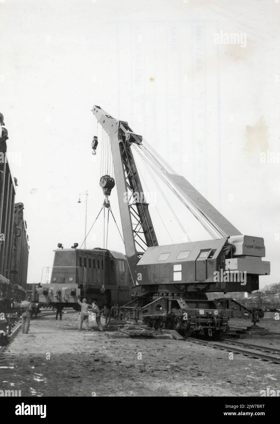 Image of the accident crane NS 482 in Amersfoort, with a diesel ...