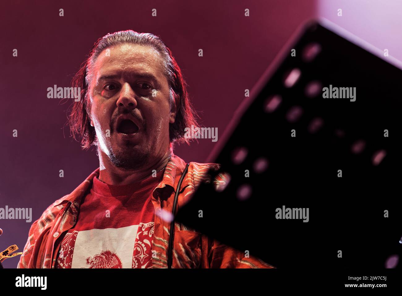 Mike patton dead cross hi-res stock photography and images - Alamy