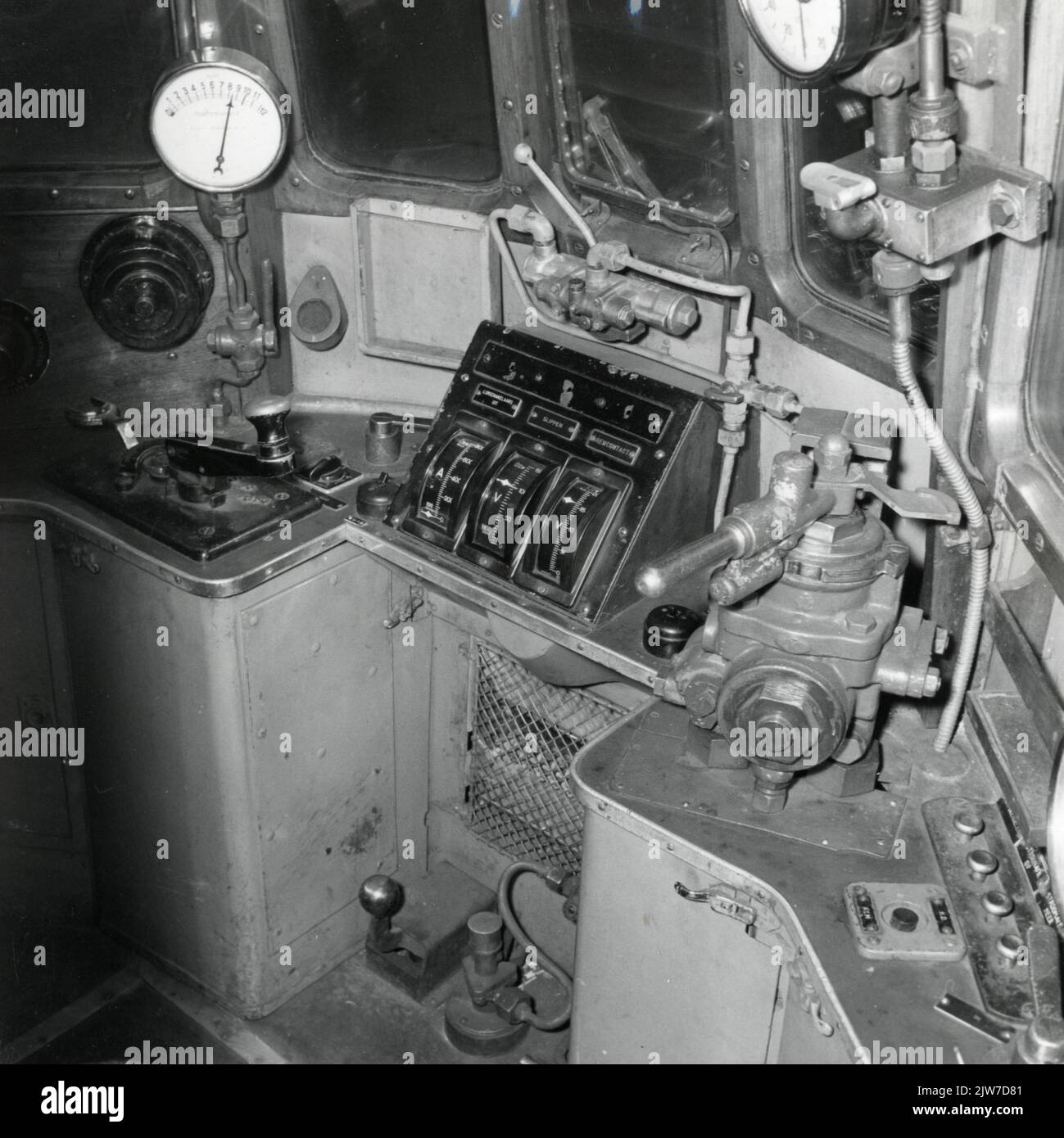 Interior of an electric train set matt. 1940 of the N.S.: Steering ...