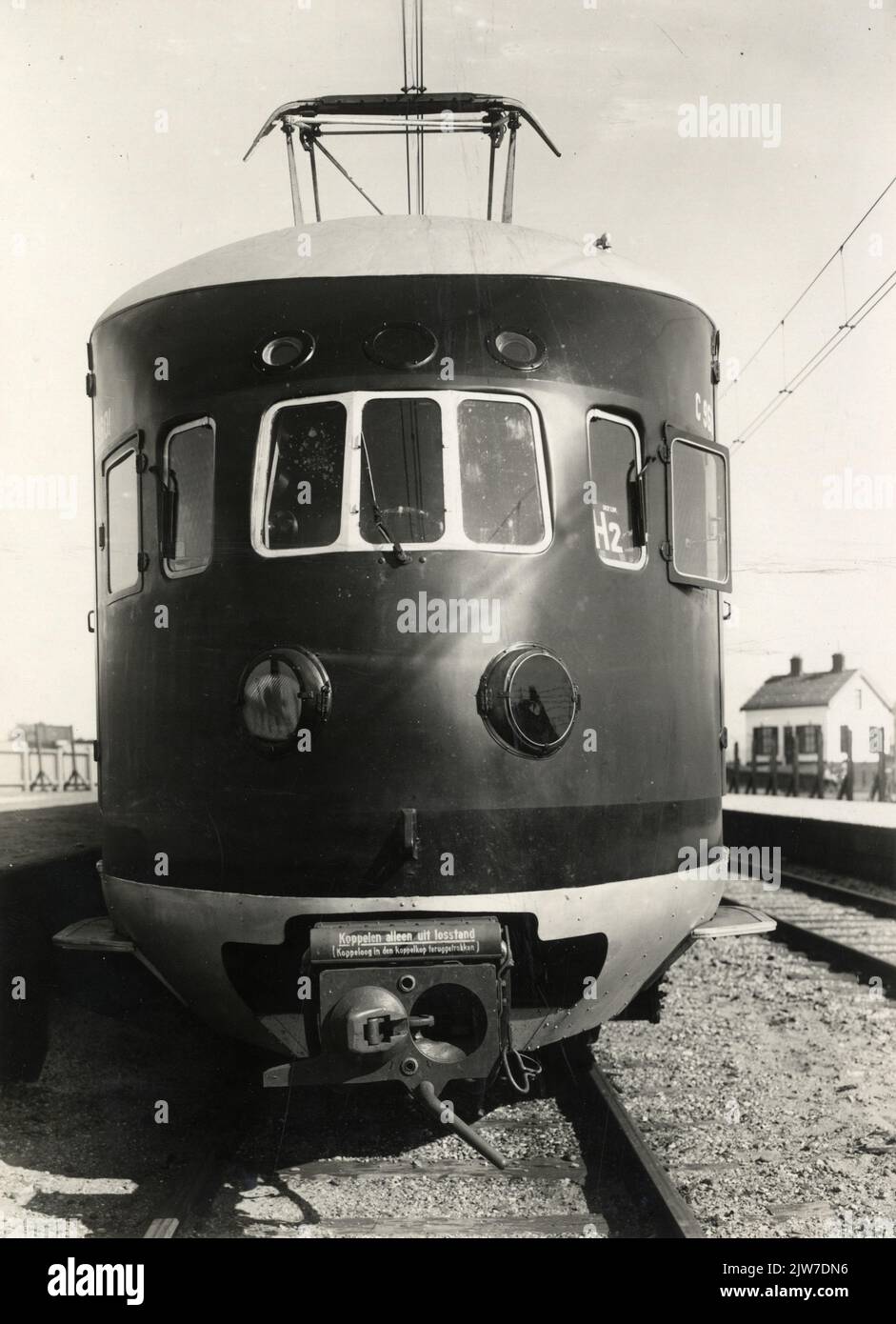 Image of the head of electric train set no. MC 9601 (Mat. 1935, "Hoek ...