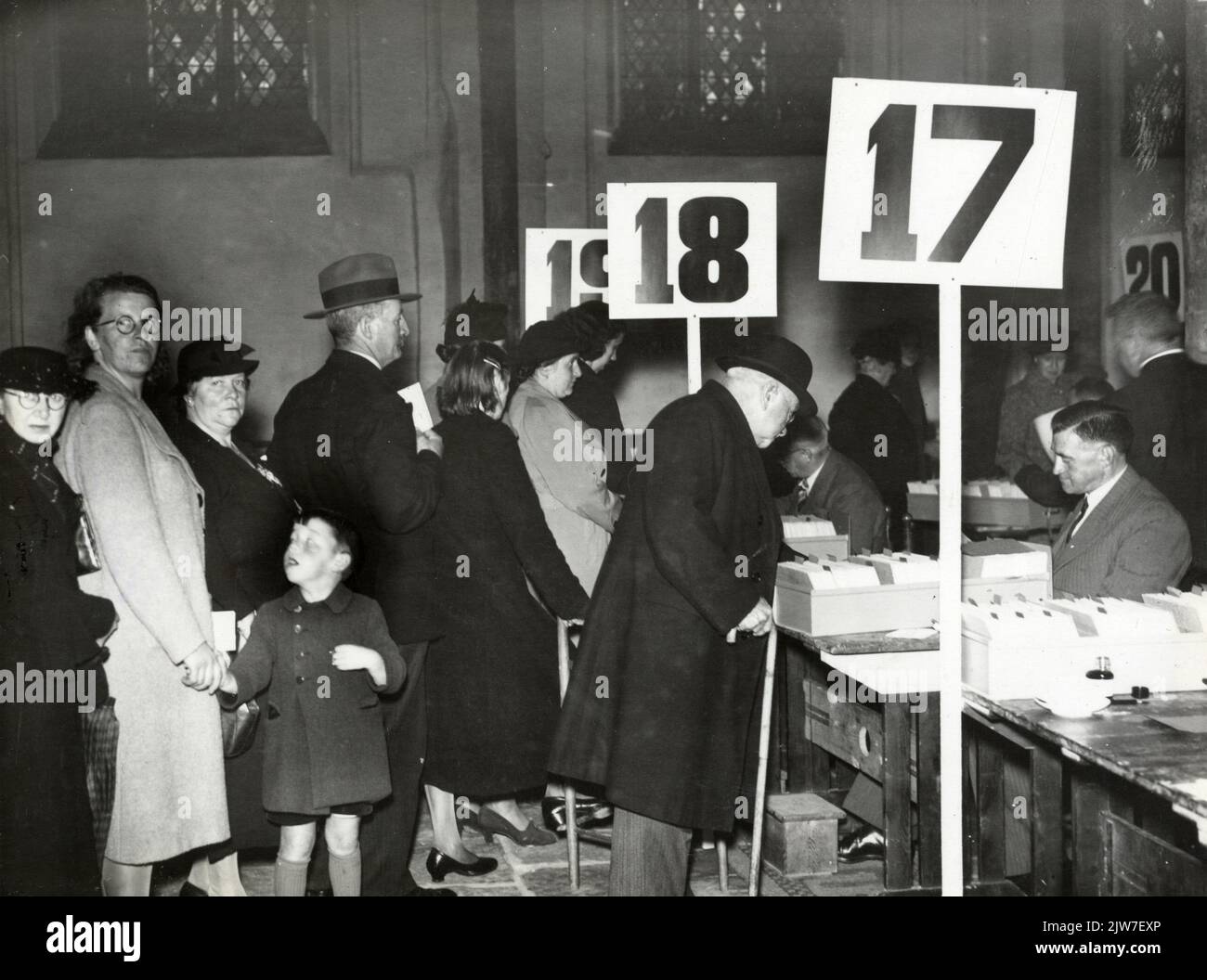 Image of the people who have their distribution tribe cards made ...