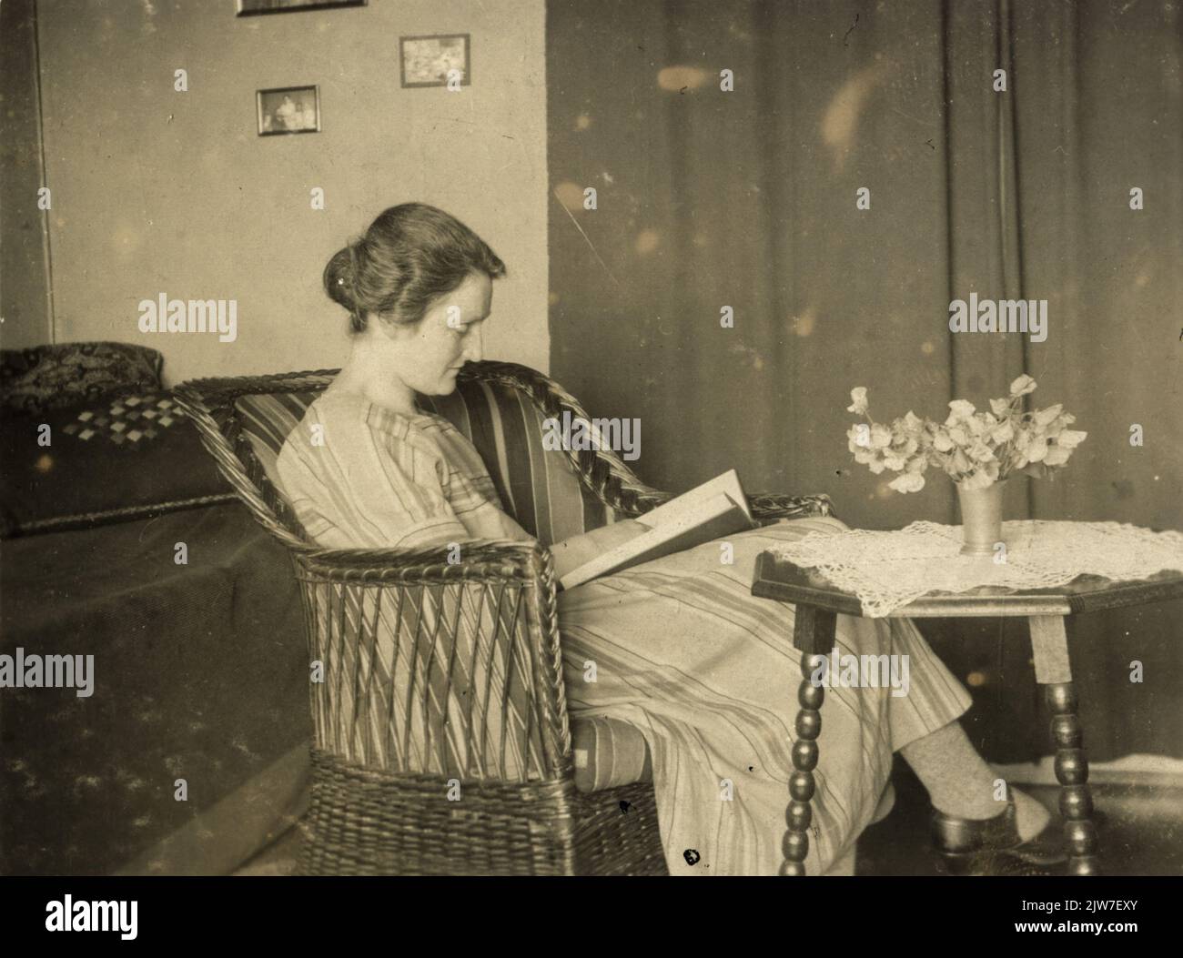 1923 1945 hi-res stock photography and images - Alamy