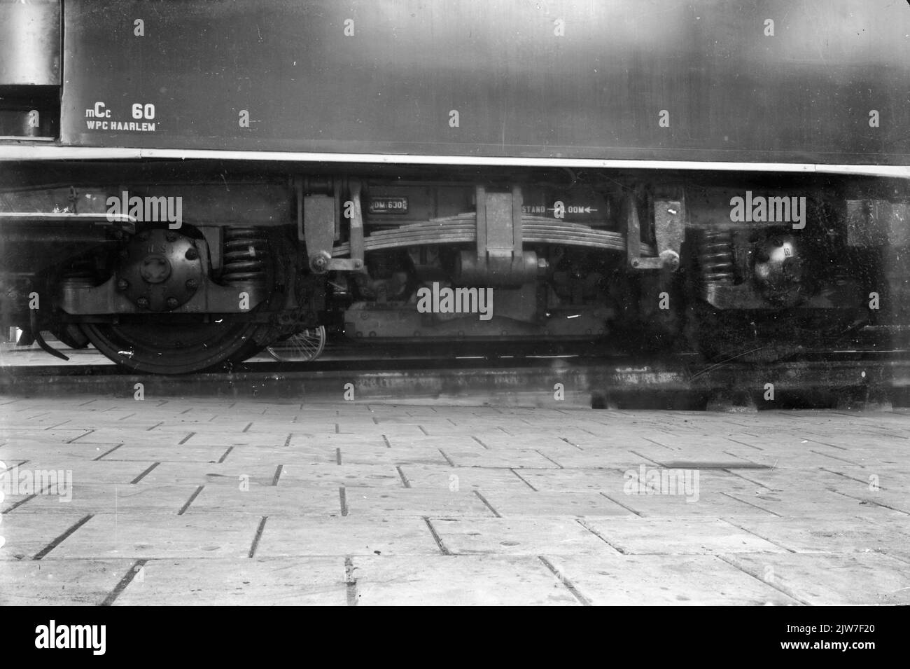 Image of a bogie of the MCC car of the diesel-electrical train set no ...