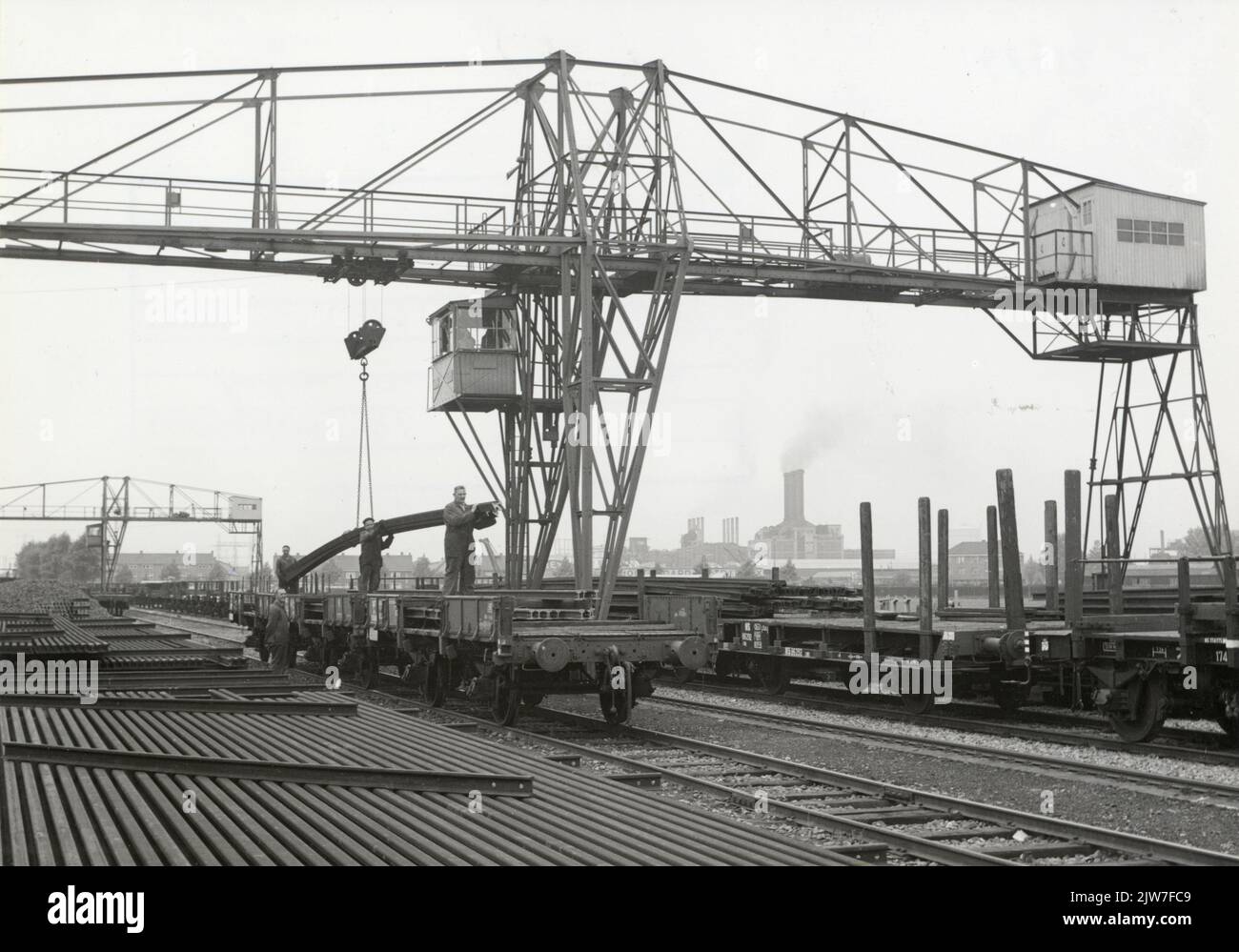 Image of loading rails on the site of the rail welding (SLI) of the N.S ...
