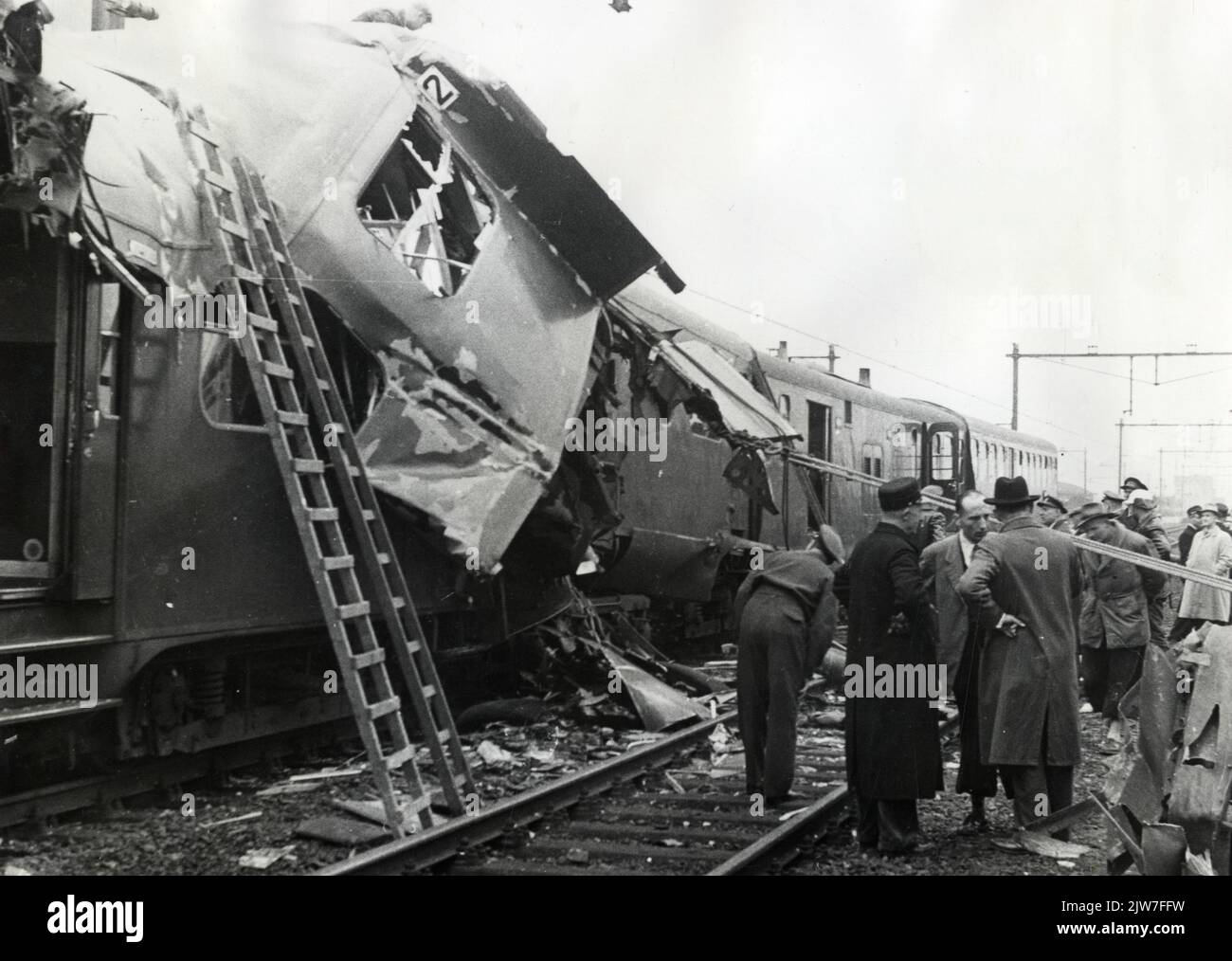 Image of the salvage work after the frontal collision between two ...